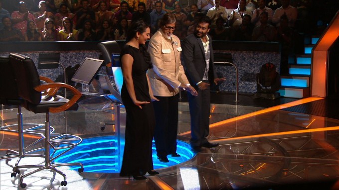 Son Of Sardaar Movie Promotion - Filmibeat