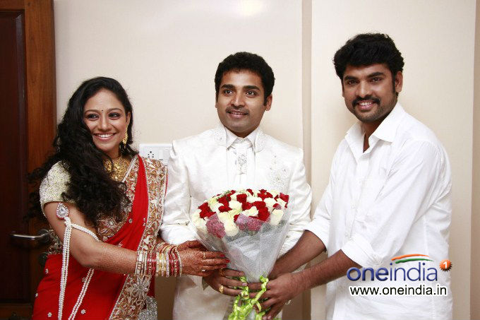Choreographer Shobi and Lalitha Wedding Reception - Filmibeat