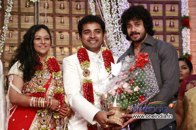 Choreographer Shobi and Lalitha Wedding Reception - Filmibeat