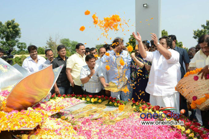 Dasari Padma First Death Anniversary - Filmibeat