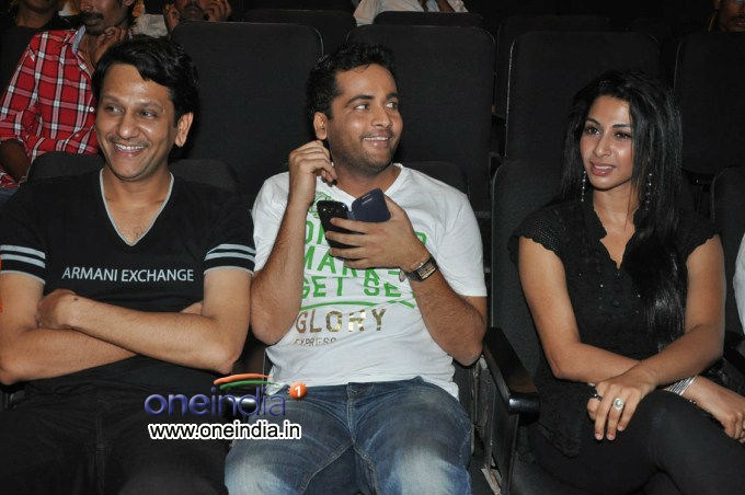 Gola Gola Platinum Disc Function - Filmibeat