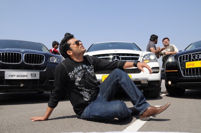 Gola Gola Telugu Movie: Pooja, Shooting Stills, Location Photos & First ...