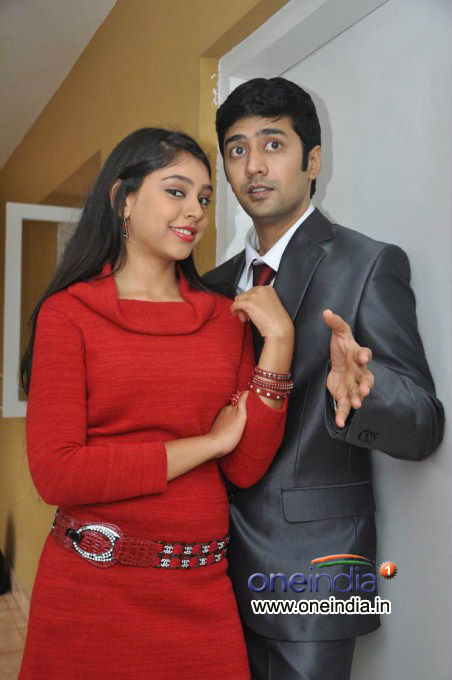 Pelli Pustakam Movie Muhurat - Filmibeat