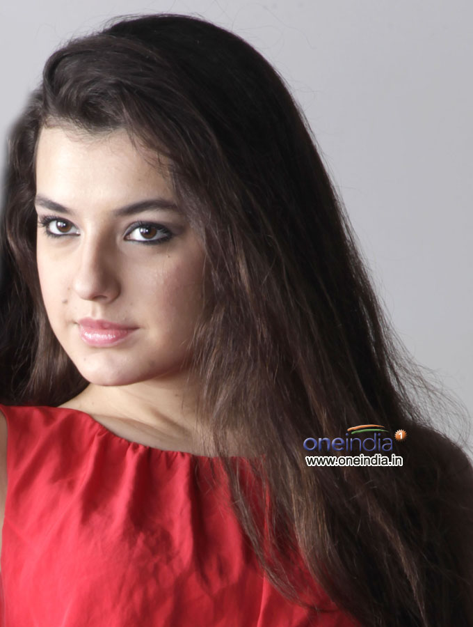 Snizhana Photos: Find Latest HD Images, Pictures, Stills & Pics - Filmibeat