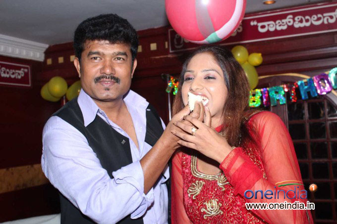 Actress Neha Patil Birthday Celebration - Filmibeat