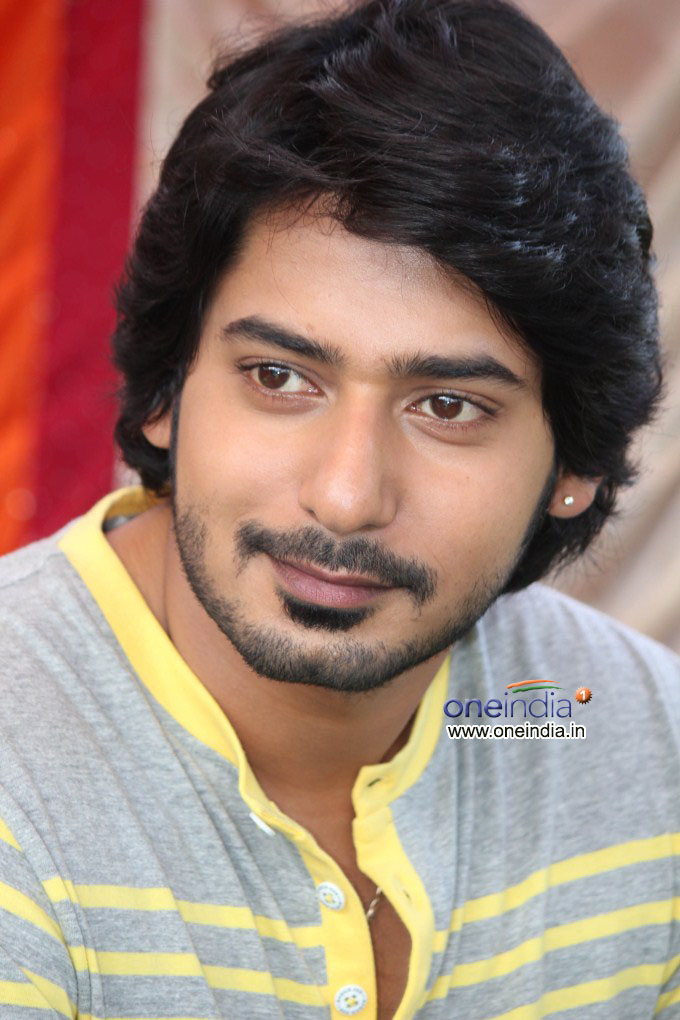 Angaraka Muhurat - Filmibeat