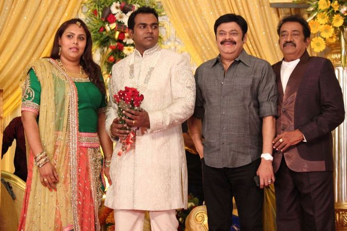 Pandu Son Wedding Reception - Filmibeat