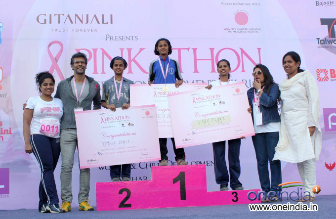 Pinkathon Mumbai Run To Support Breast Cancer Awareness - Filmibeat