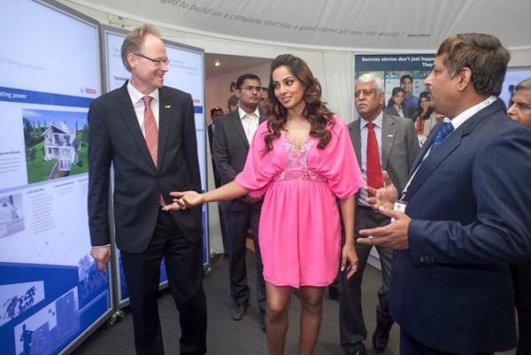 Bipasha Basu at the Indo-German Urban Mela - Filmibeat