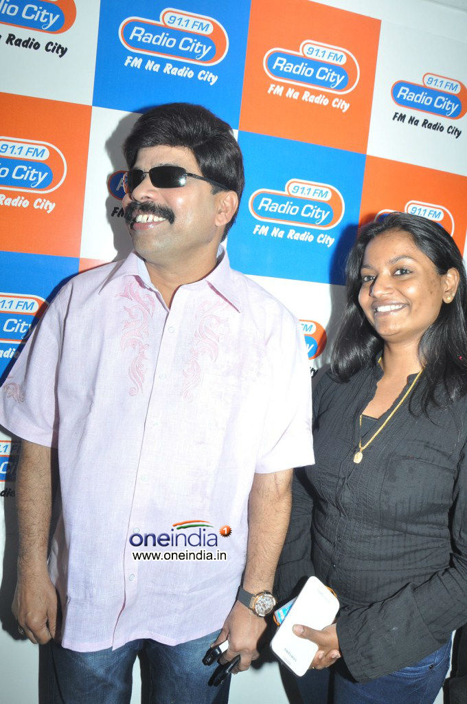 Power Star Srinivasan at Radio City - Filmibeat