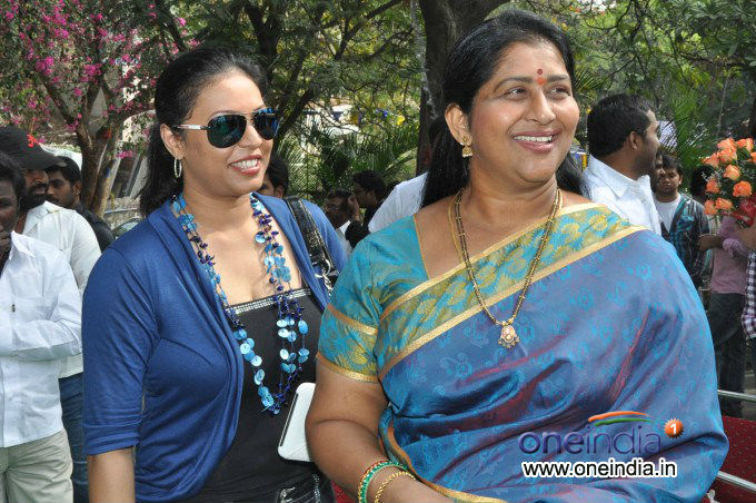 Weekend Love Movie Launch - Filmibeat