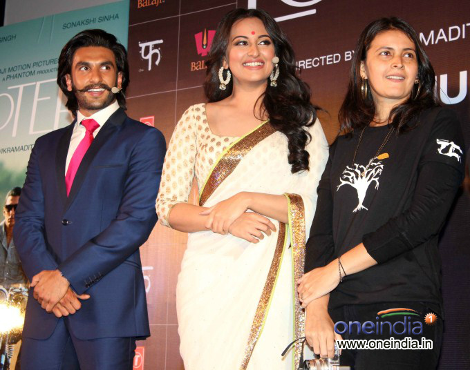 First Look Launch of Lootera - Filmibeat