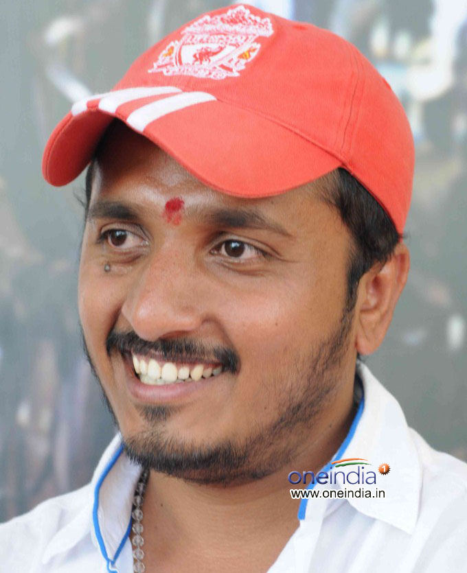 A.P Arjun's Raate Film Launch - Filmibeat