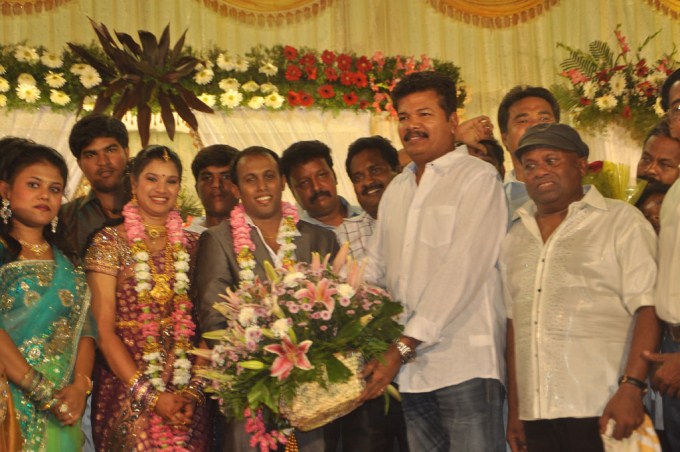 Senthil Son Manikanda Prabhu Wedding Reception - Filmibeat
