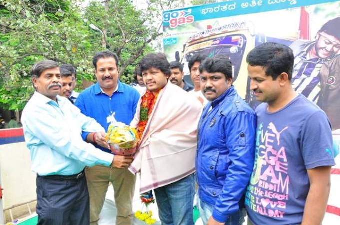 Auto Raja Film Promotion - Filmibeat