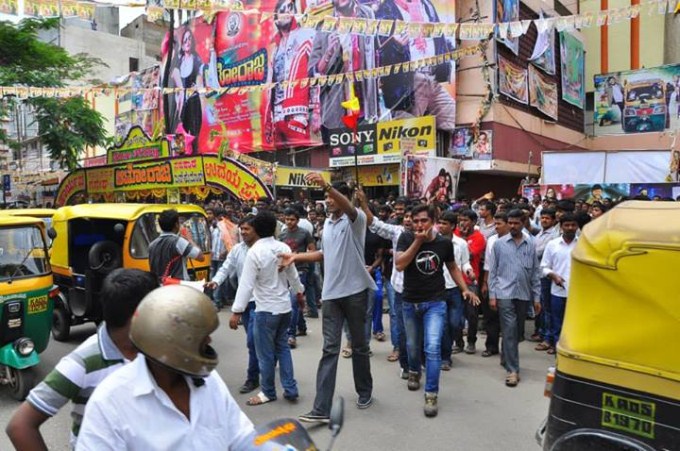 Auto Raja Film Promotion - Filmibeat