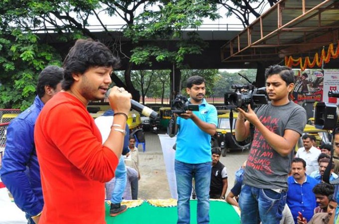 Auto Raja Film Promotion - Filmibeat