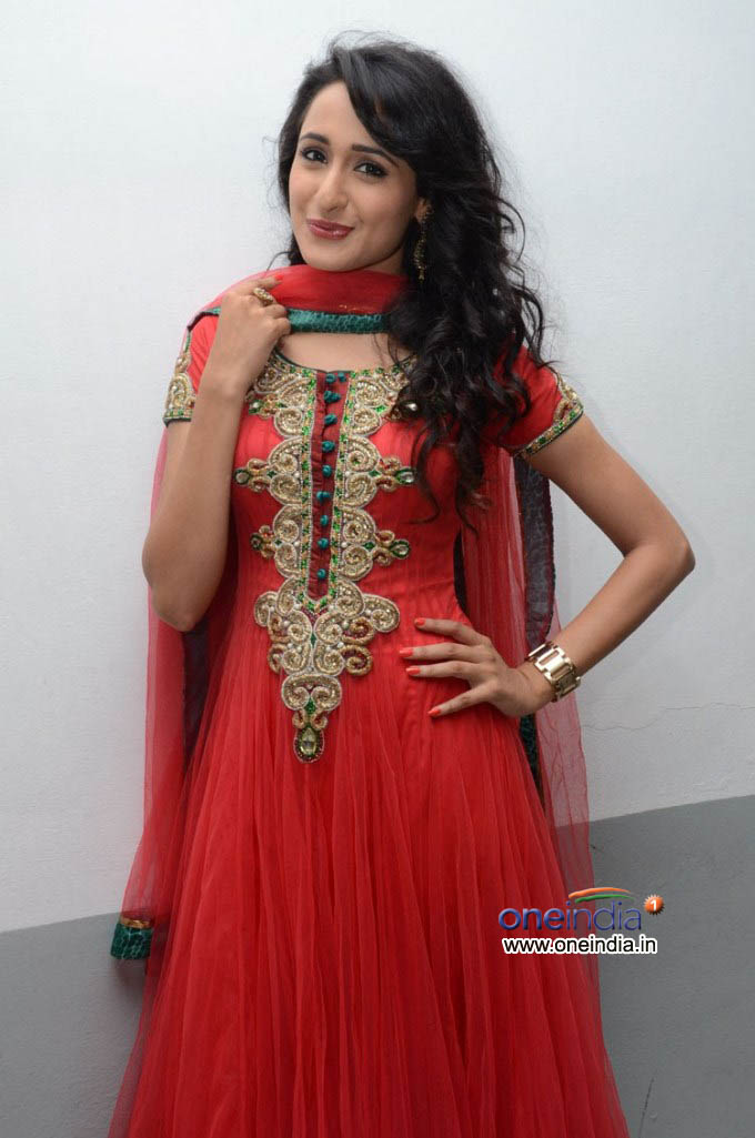 50+ Pragya Photos: Find Latest HD Images, Pictures, Stills & Pics ...