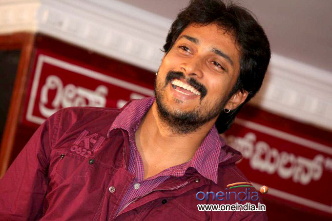 Actor Prem Kumar Press Meet - Filmibeat