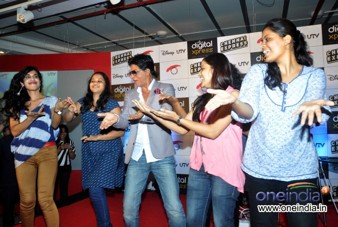 Chennai Express Game Launch - Filmibeat