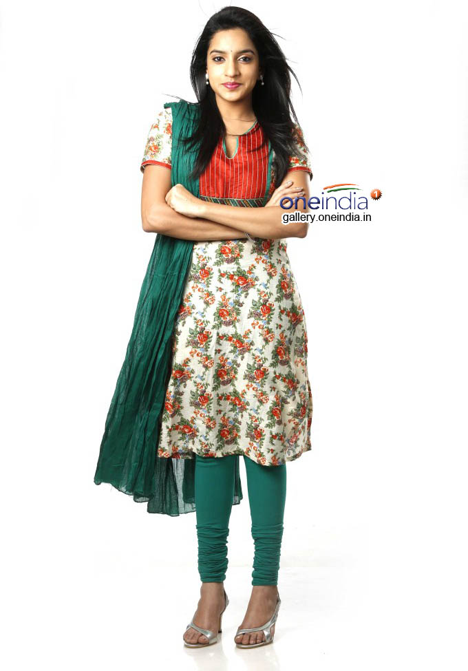 Adithi Rao Photos | Adithi Rao Latest HD Pics |Adithi Rao New Images ...