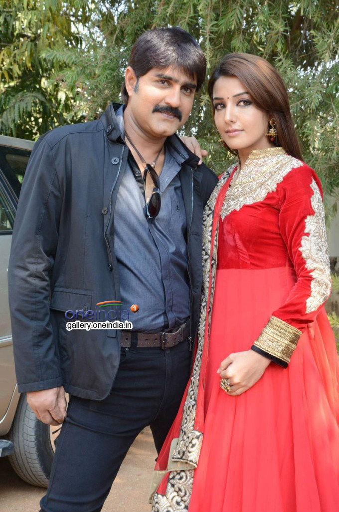 Srikanth's New Movie Launch - Filmibeat