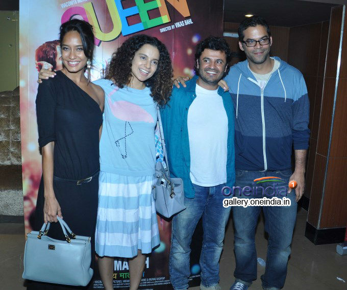 Kangna Ranaut and Lisa Haydon at Queen special screening - Filmibeat