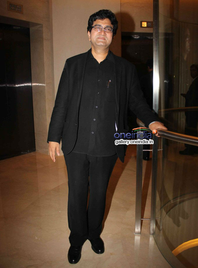 Amitabh Bachchan receives India's Global Icon award 2014 - Filmibeat