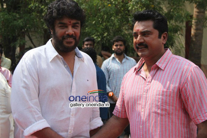 Sandamarutham Movie Launch - Filmibeat