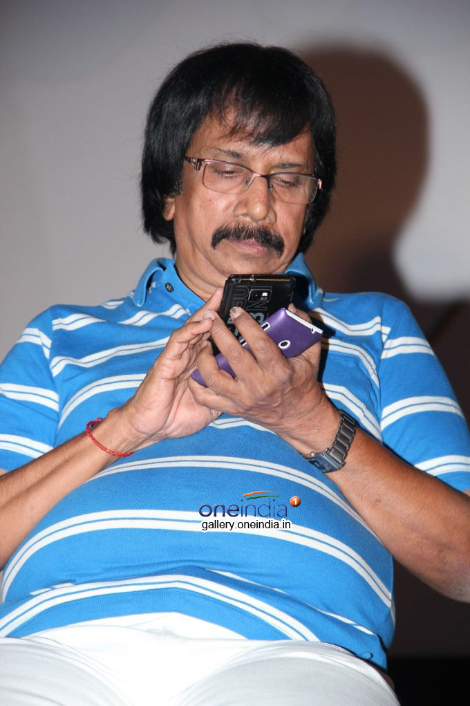 Vaaliba Raja Audio Launch - Filmibeat