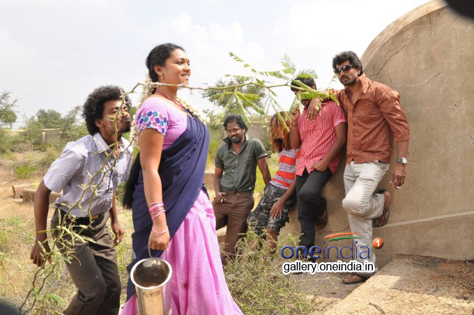 Vishayam Veliya Theriya Koodathu Tamil Movie: Pooja, Shooting Stills ...