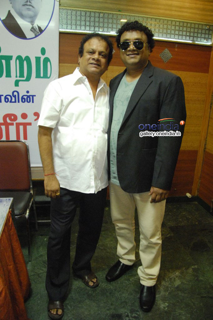 Nadigavel MR Radha in Ratha Kanneer Stage Show Press Meet - Filmibeat