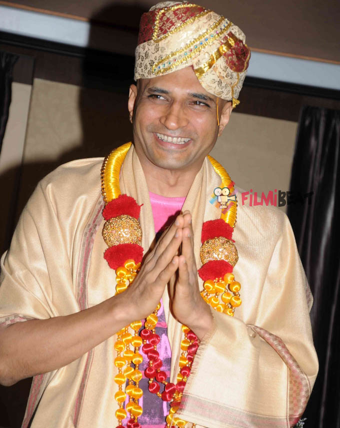 Indrajit Lankesh's Birthday Bash - Filmibeat