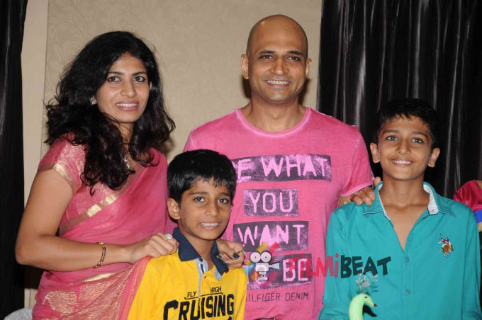 Indrajit Lankesh's Birthday Bash - Filmibeat