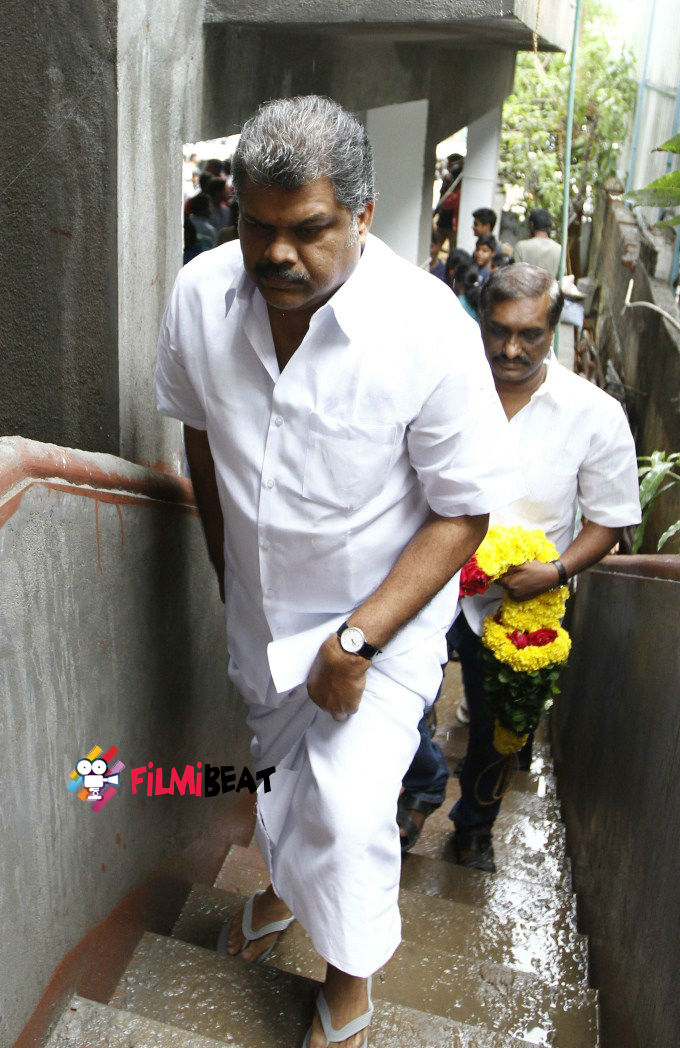 Celebrities Pay Homage to Actor SS Rajendran - Filmibeat