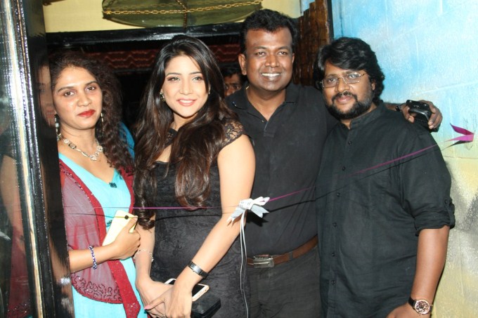 Drizzle Night Club Launch - Filmibeat