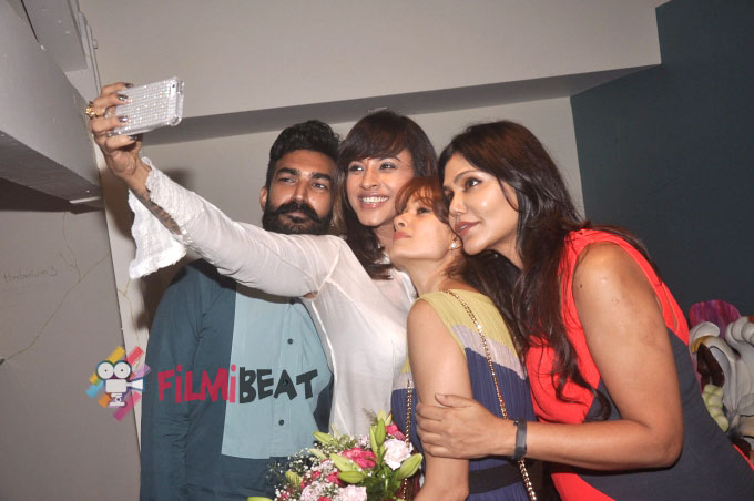 Nisha JamVwal Hosts Valay Gada's Premier Art Exhibition - Filmibeat