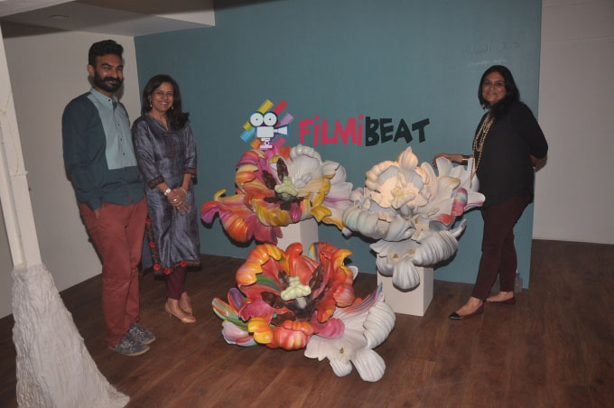 Nisha JamVwal Hosts Valay Gada's Premier Art Exhibition - Filmibeat