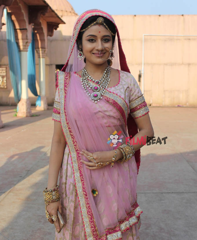 ZEE TV's Jodha Akbar Completes 350 Episodes - Filmibeat