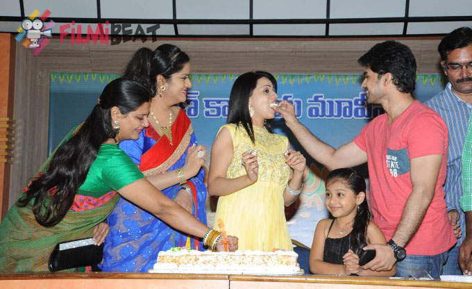Jeelakarra Bellam Movie Press Meet - Filmibeat