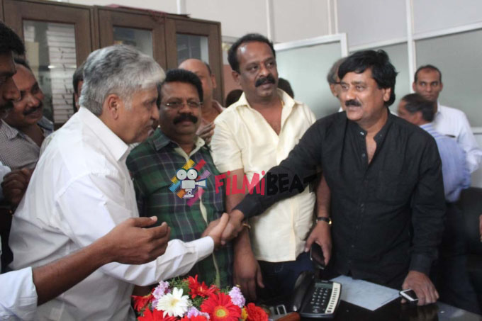 Rajendra Singh Babu Takes Charge As KCA President - Filmibeat