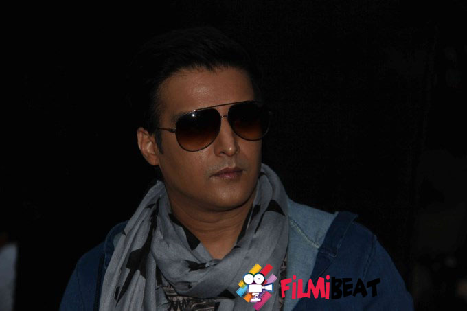 Gun Pe Done Bollywood Movie: Pooja, Shooting Stills, Location Photos ...