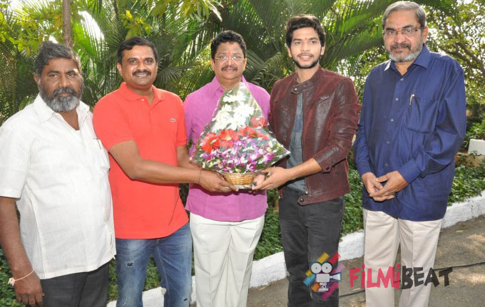 Kendra Entertainments Movie Launch - Filmibeat