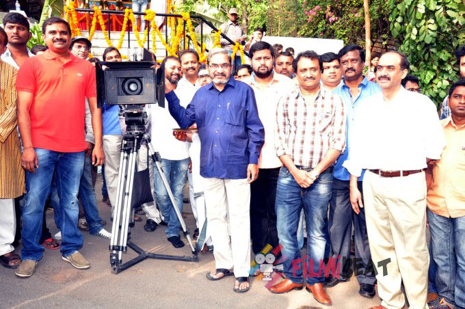 Kendra Entertainments Movie Launch - Filmibeat