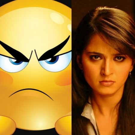 Actresses And Funny Smiley Emoticons - Filmibeat