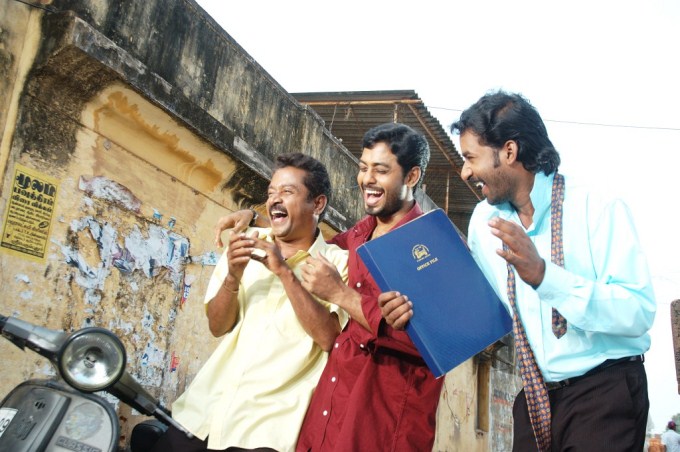 Dharani Tamil Movie: Pooja, Shooting Stills, Location Photos & First ...