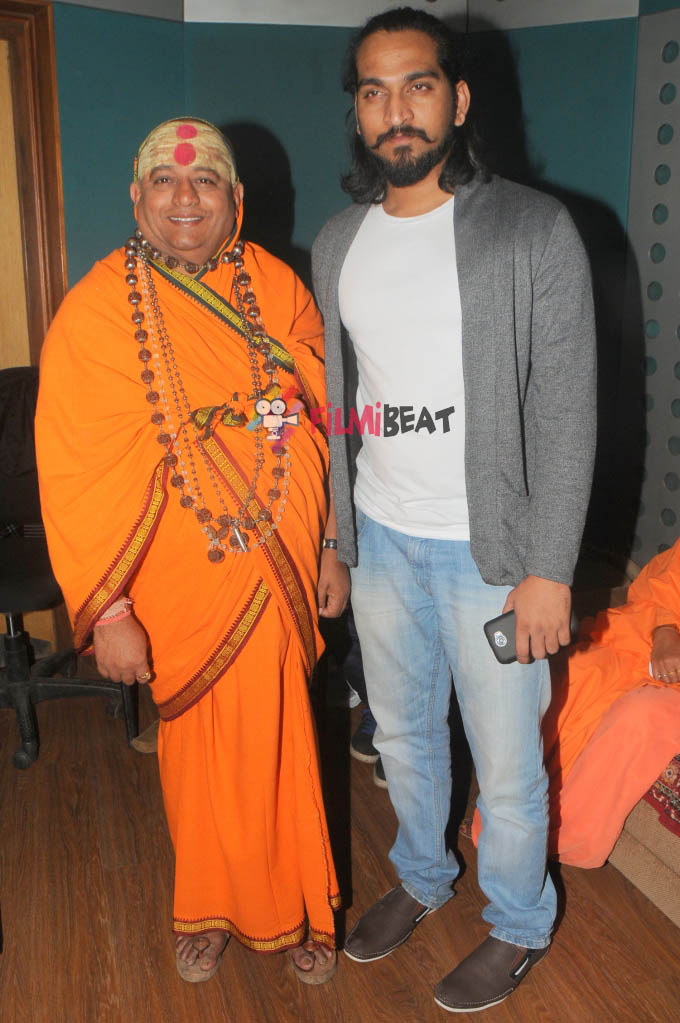 'Krishna Ki Murli' Movie Launch - Filmibeat