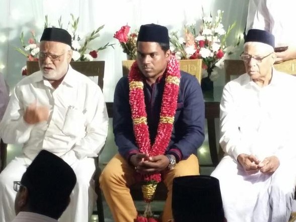 Yuvan Shankar Raja Weds Jibran Nisar - Filmibeat