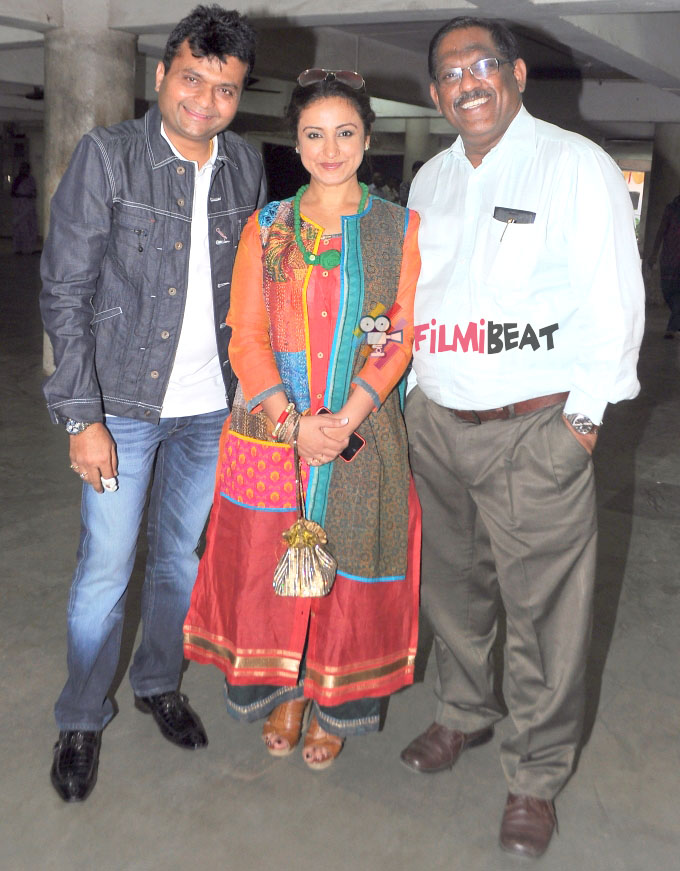 Divya Dutta Celebrate Eco-Friendly Holi With Eco-Friendly Colours ...