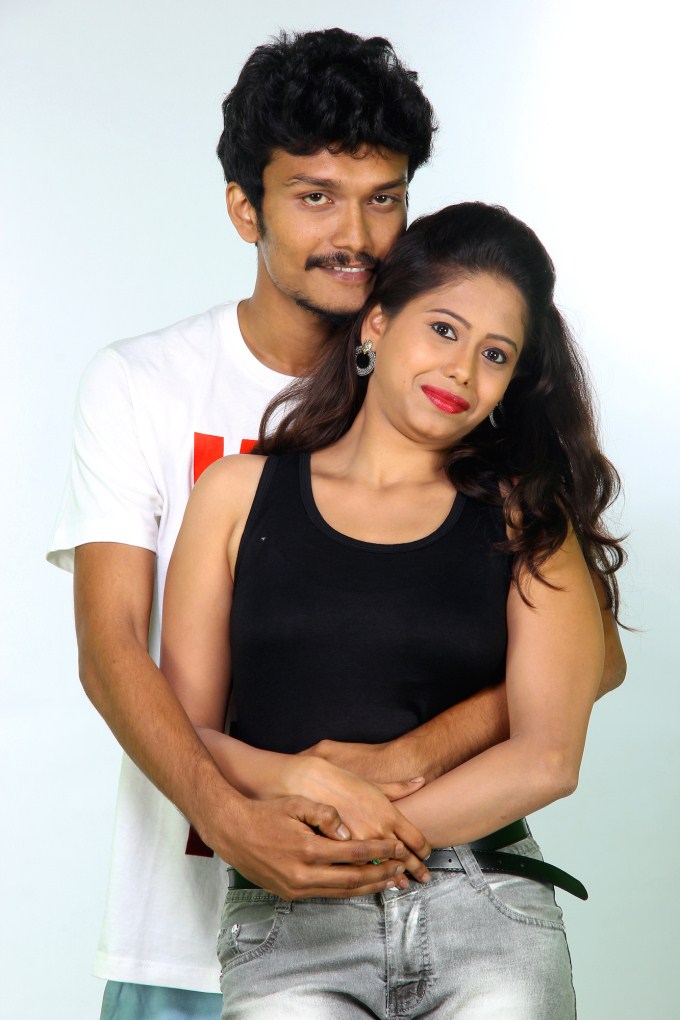 Ayangan Tamil Movie: Pooja, Shooting Stills, Location Photos & First ...
